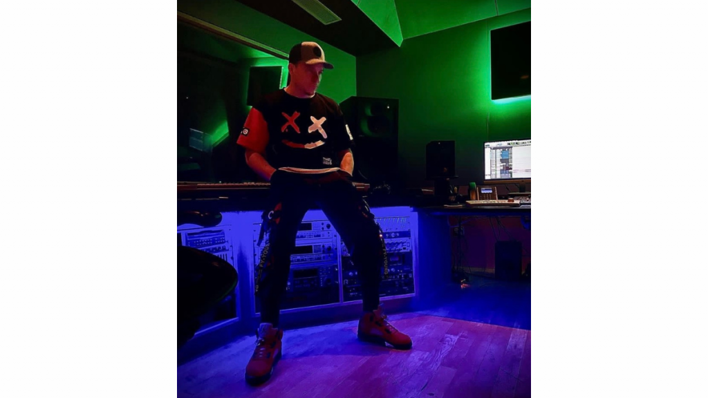 Vinny Chiodo: From Artist to Architect of Sound, the Illinois Visionary ...